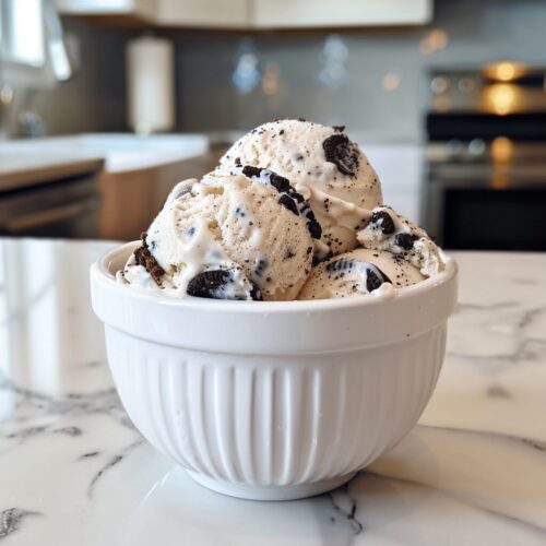 Delicious Cookies And Cream Ice Cream Recipe!