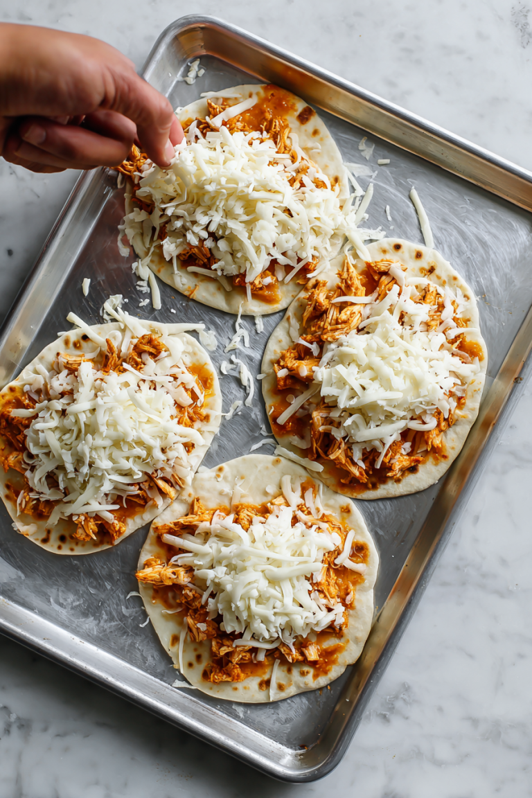 Quick & Easy Buffalo Chicken Flatbread Recipe!