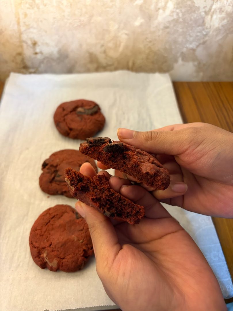 Stranger Things Red Velvet Oreo Cookies Recipe